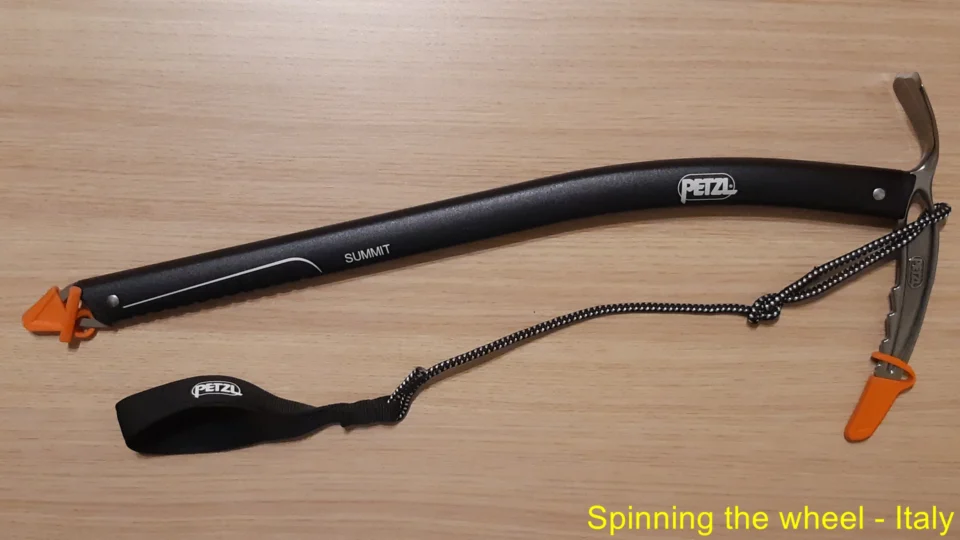 Picozza da alpinismo Petzl Summit - Spinning the Wheel